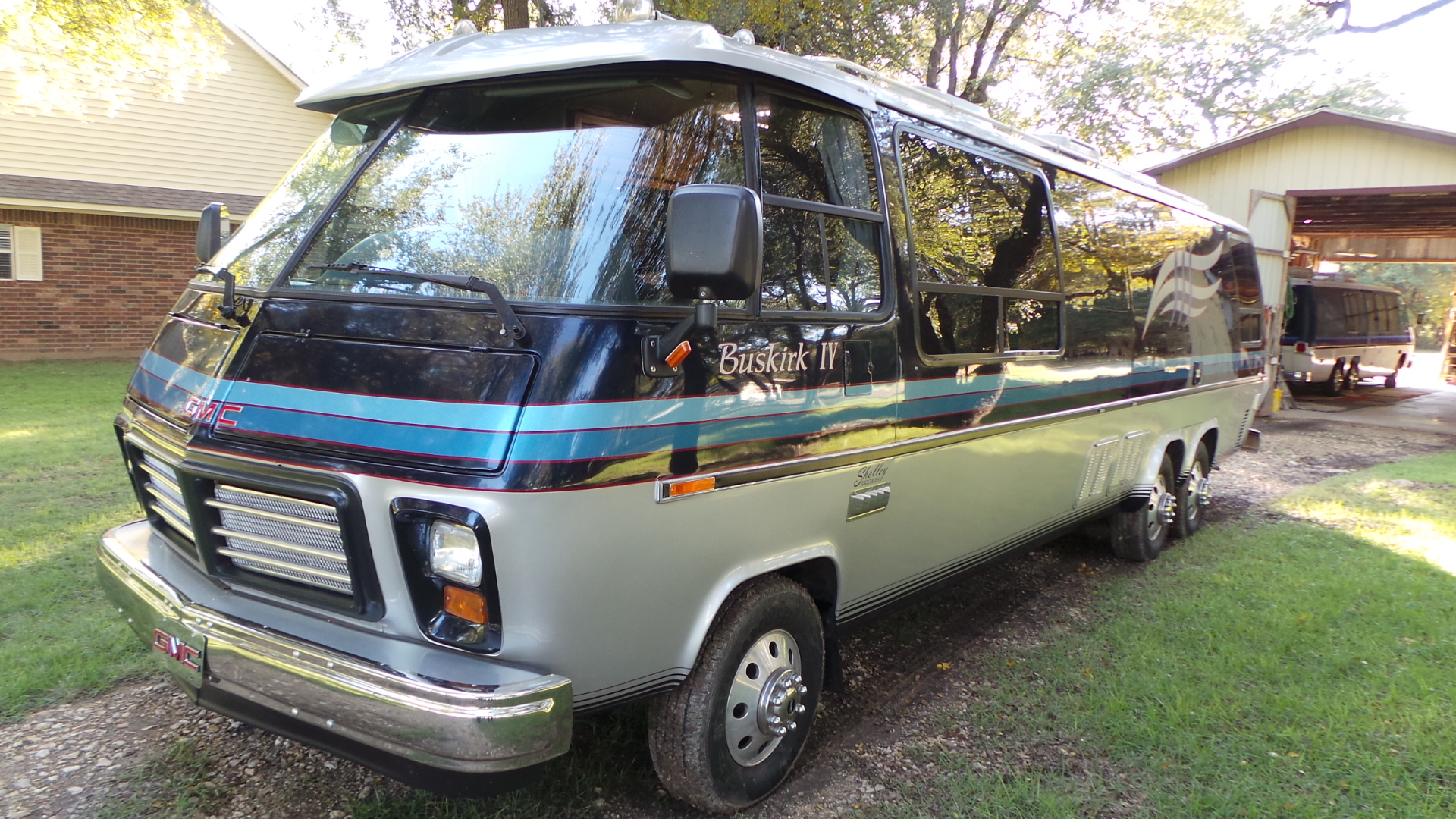 For Sale - 1997 Buskirk Stretch GMC Motorhome